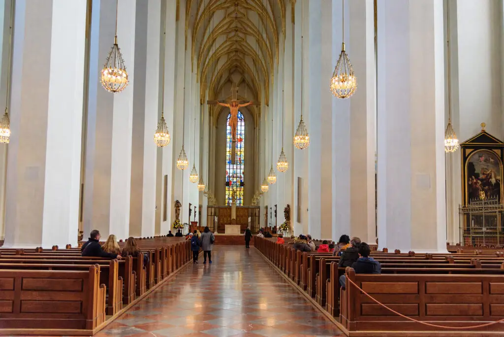 The Frauenkirche & The Devil’s Footprint – Munich’s Most Iconic Legend ...